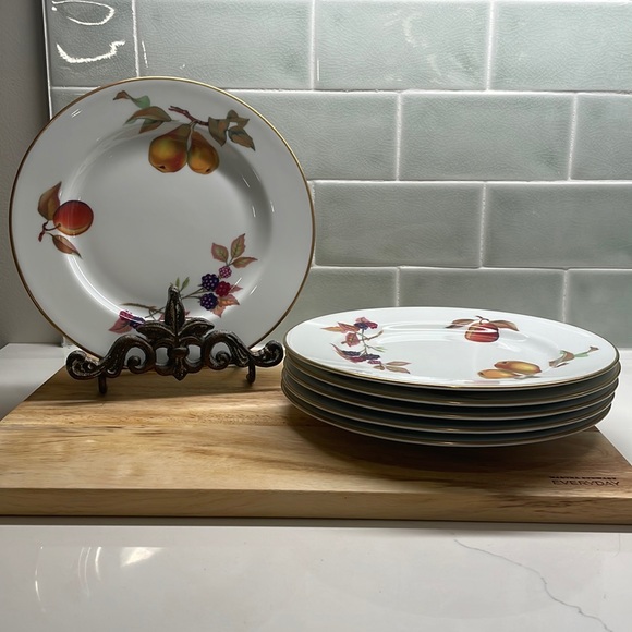 Royal Worcester | Dining | New Royal Worcester Evesham Plates Luncheon ...